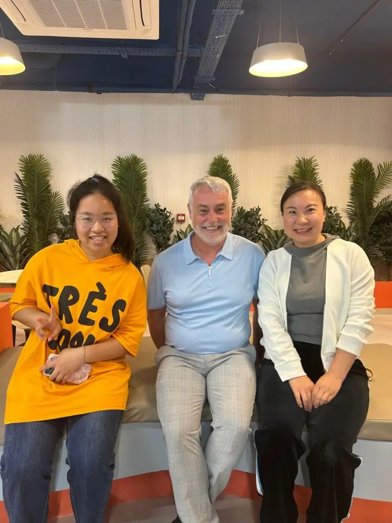 Business English Group Courses - Berlitz | English Language Academy